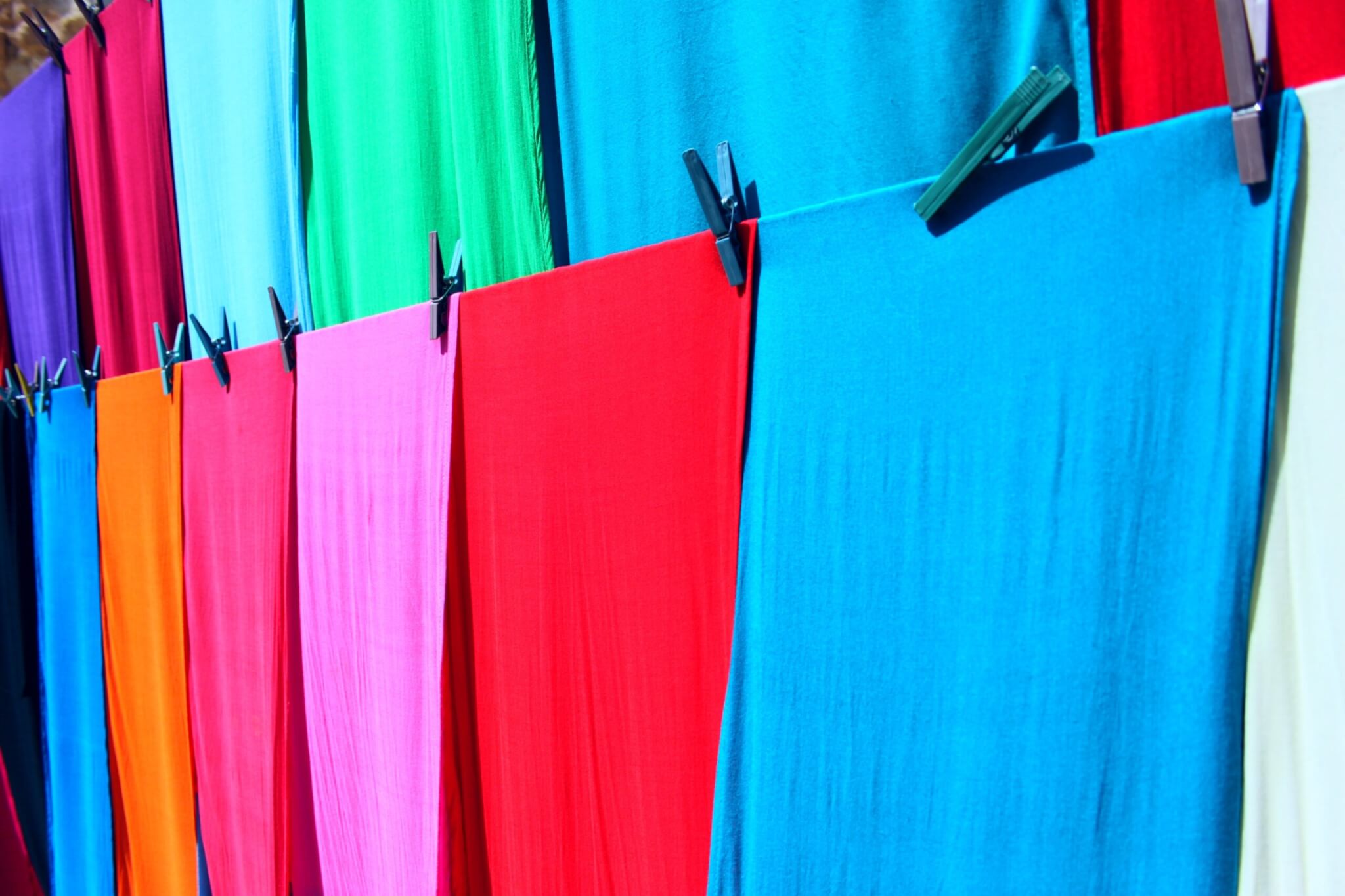 Is Polyester Stretchy: A Complete Guide - endorfeen